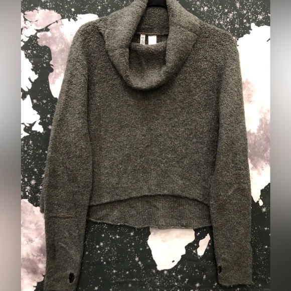 Divided | Sweaters | Hm Sweater | Poshmark